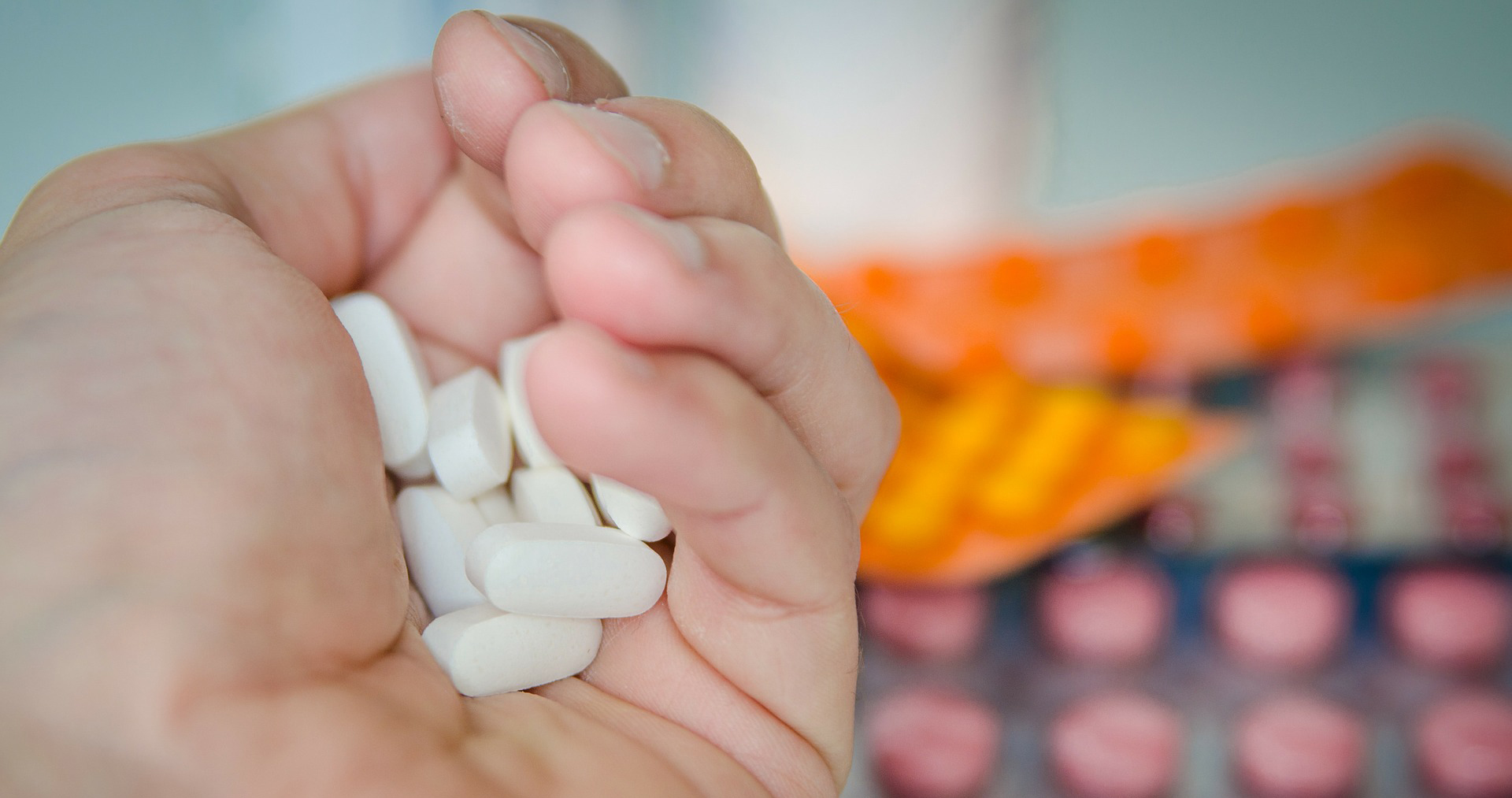Los riesgos de la automedicación - Blog Corporativo de SIGRE